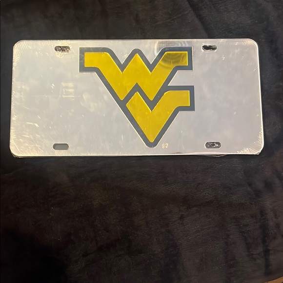 NCAA | Accessories | Wv West Virginia University Logo License Plate ...